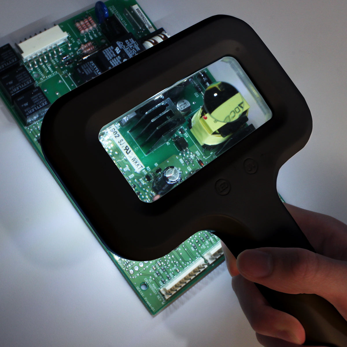 Wide-View Magnifier [2.25x | 4x] with Ultraviolet and White LEDs – Aven ...